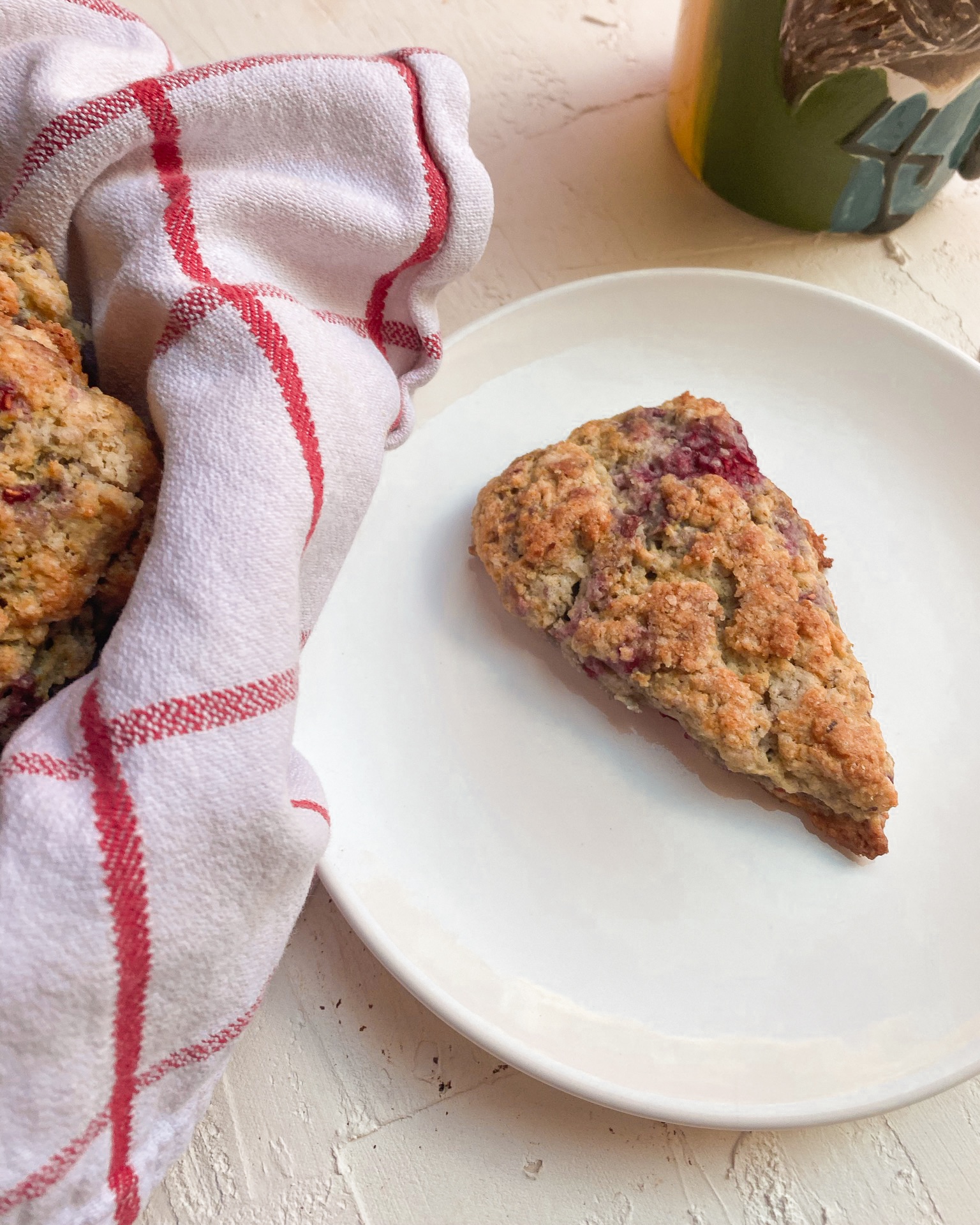 Almond Raspberry Scones – thejoysofbaking.com